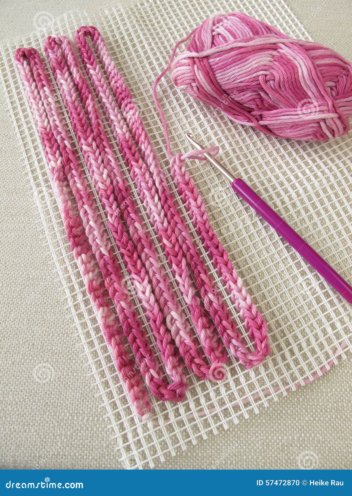 Haak Patroon Op Geweven Materiaal Stock Foto - Image of werk, snijbiet ...