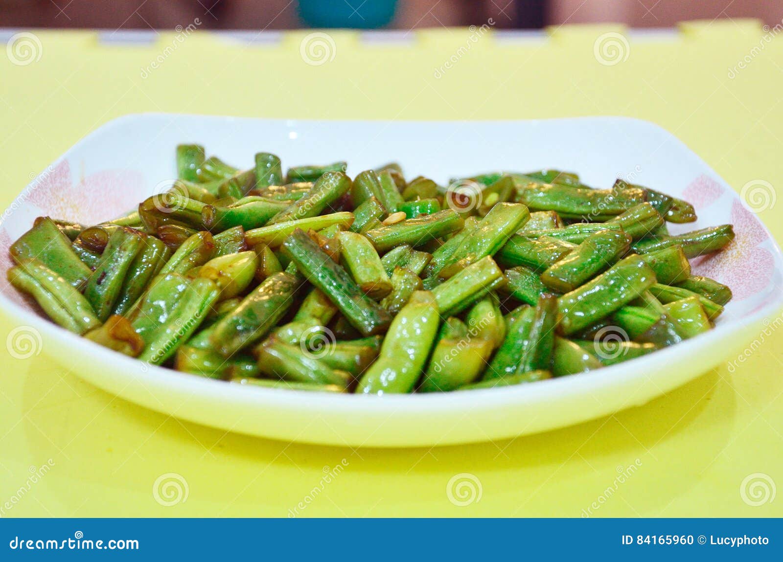 Habas Verdes Cocinadas En La Placa Foto de archivo - Imagen de cena ...
