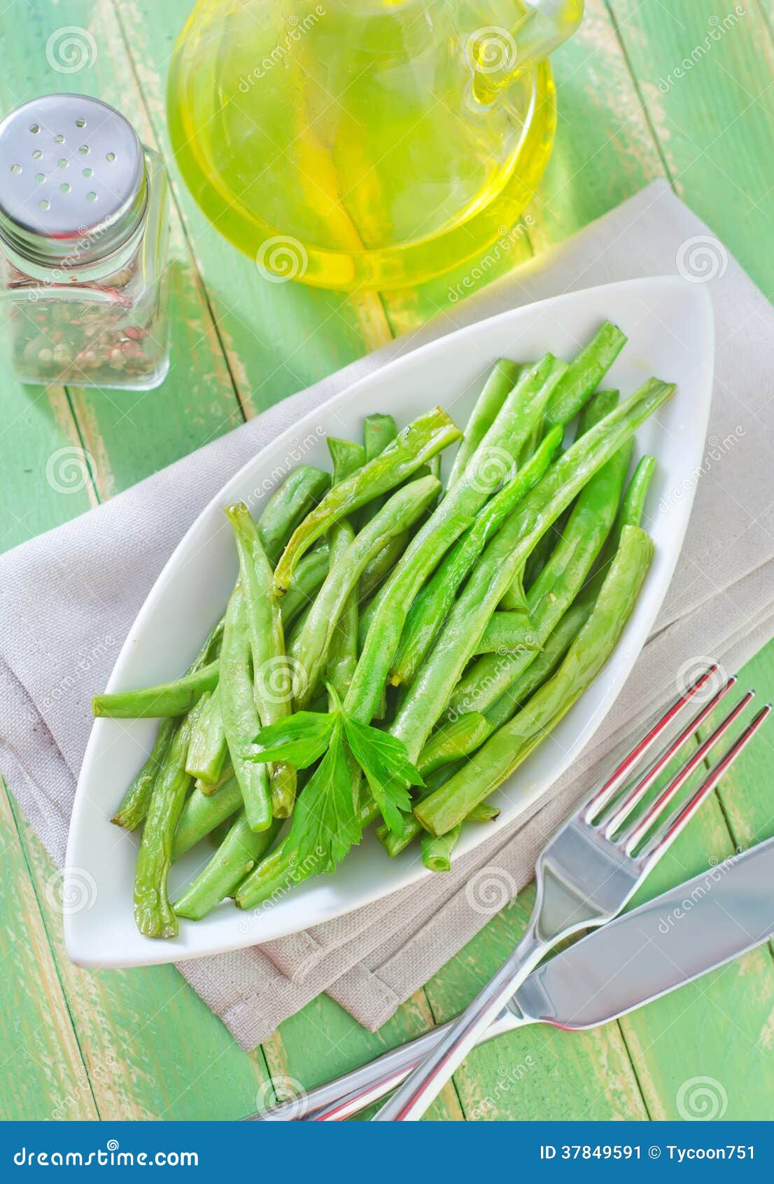 Habas verdes fritas imagen de archivo. Imagen de delicioso - 37849591