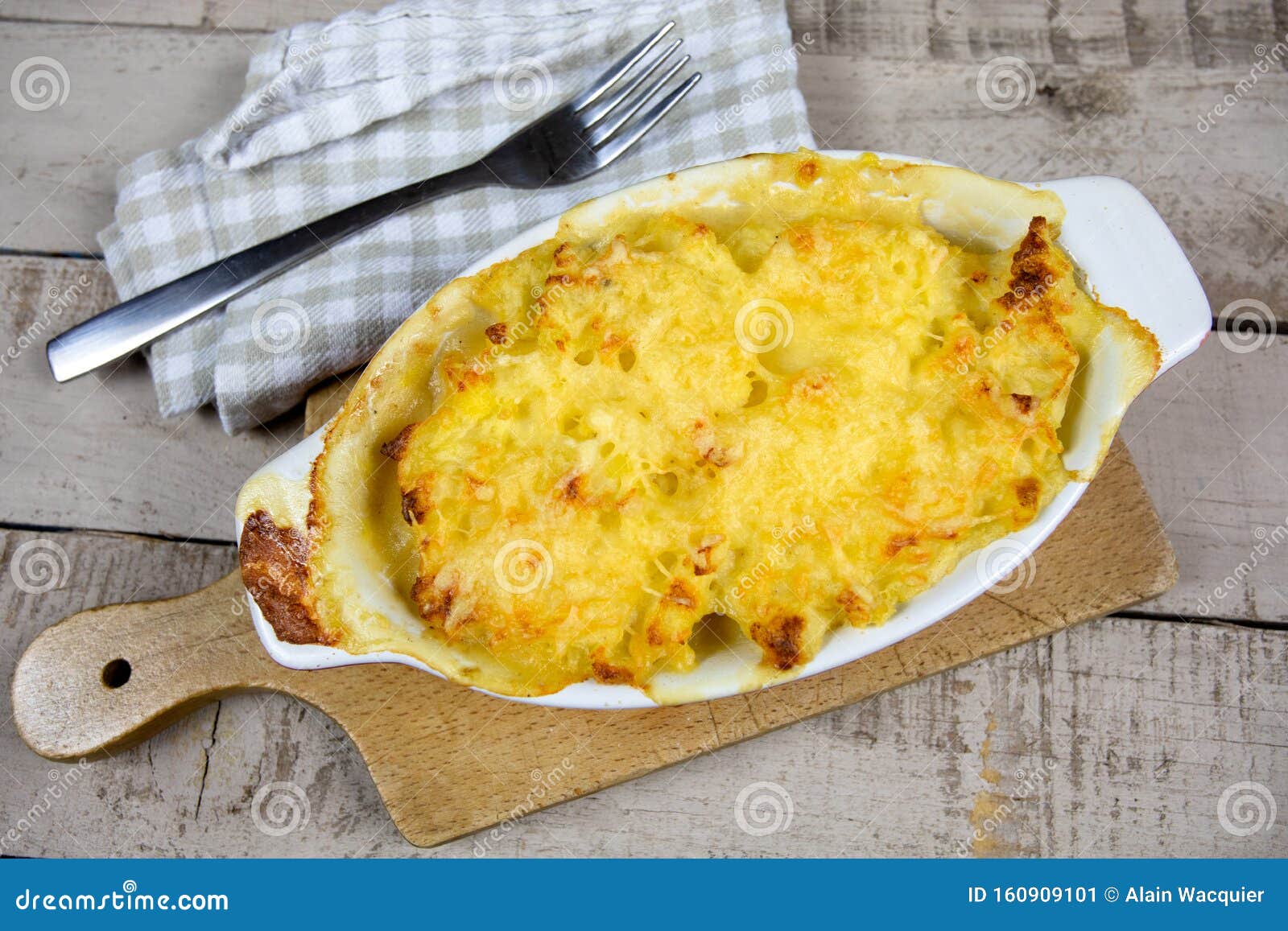 Hachis parmentier stock image. Image of beef, parmentier - 160909101