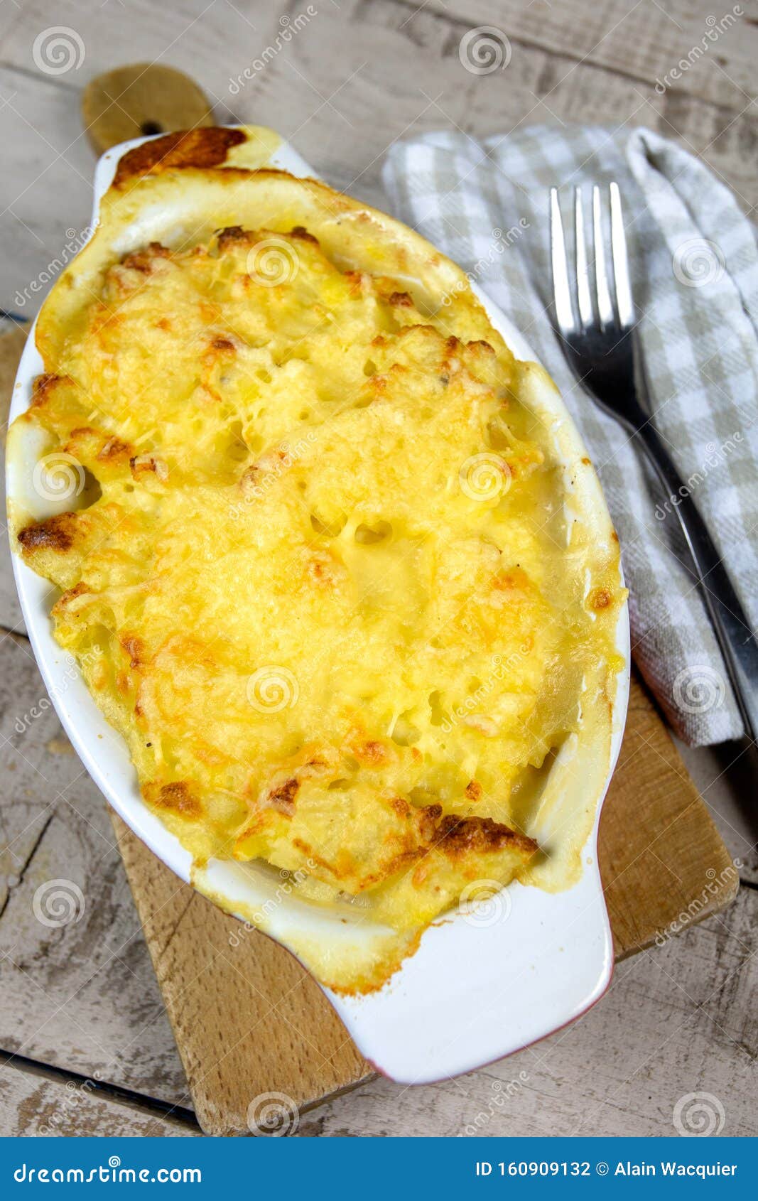Hachis parmentier stock photo. Image of beef, potatoes - 160909132