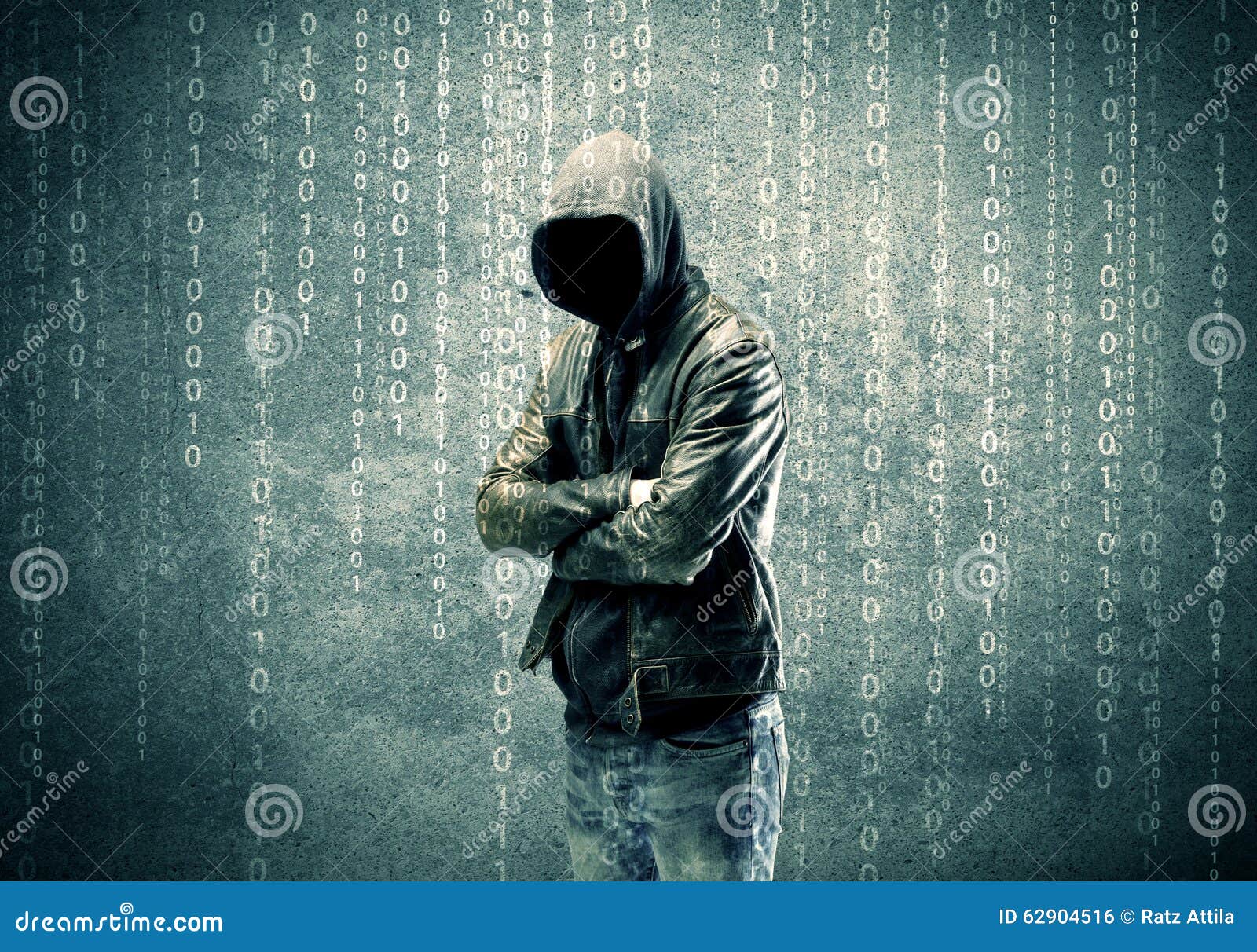 Hacker Misterioso Irritado Com Números Foto de Stock - Imagem de ...