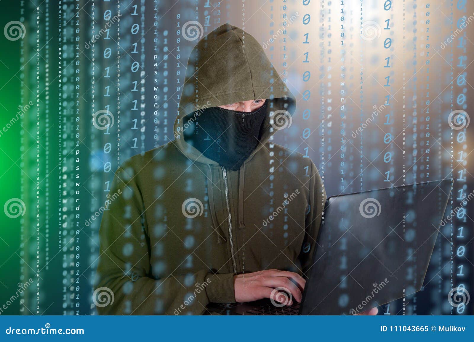 Hackerprogrammiererblick Auf Schirm Und Schreibt Die Programmcode ...