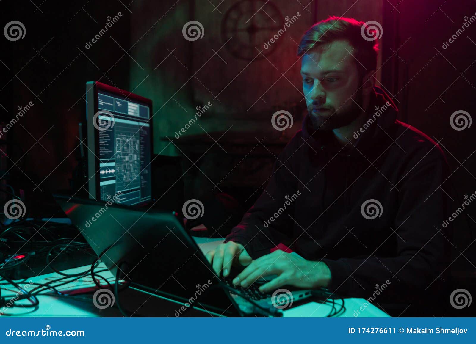 Hackers Breaking Server Using Multiple Computers and Infected Virus ...