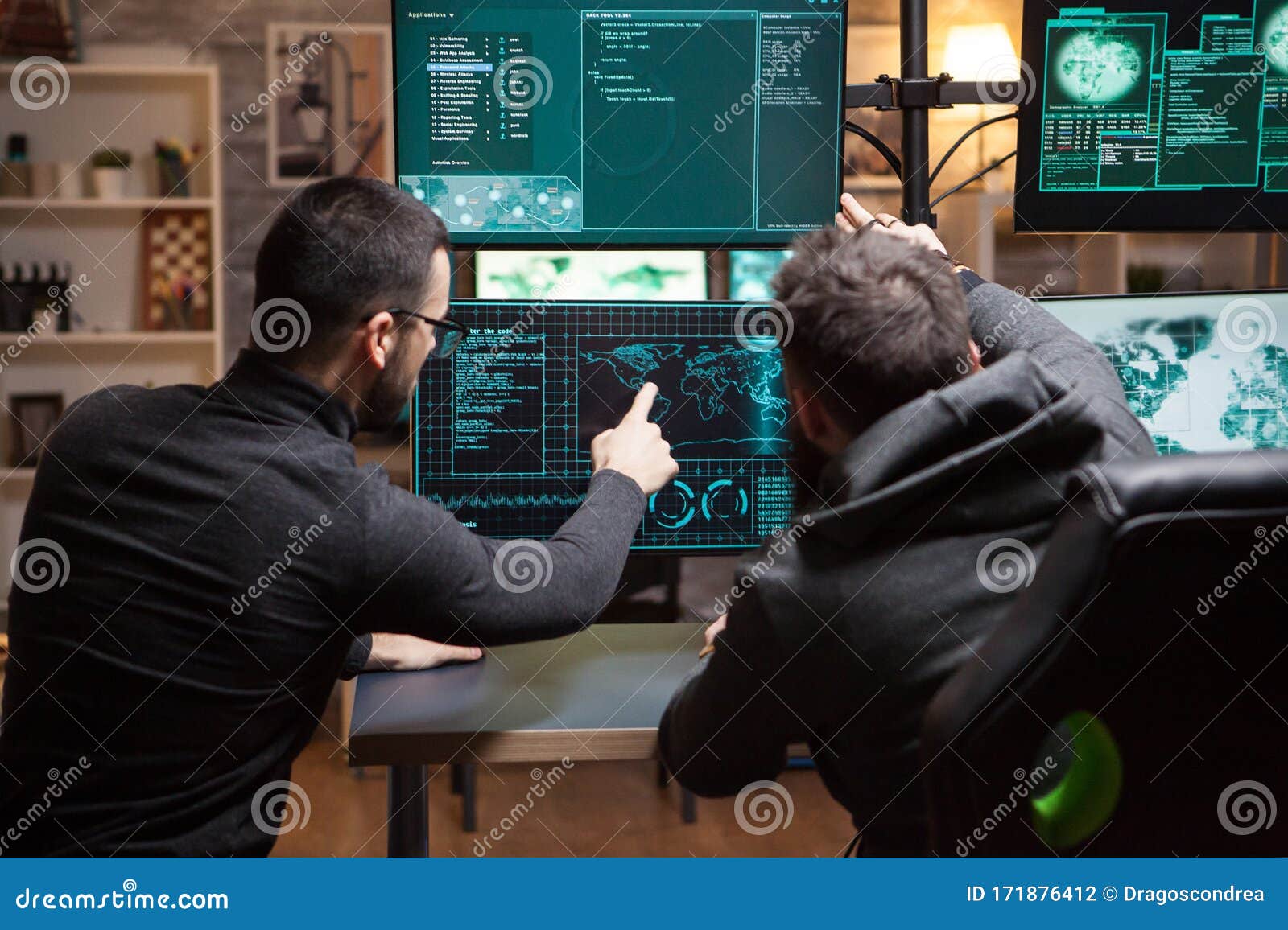 Hacking Team Stealing a Malware and Making it More Dangerous Stock ...