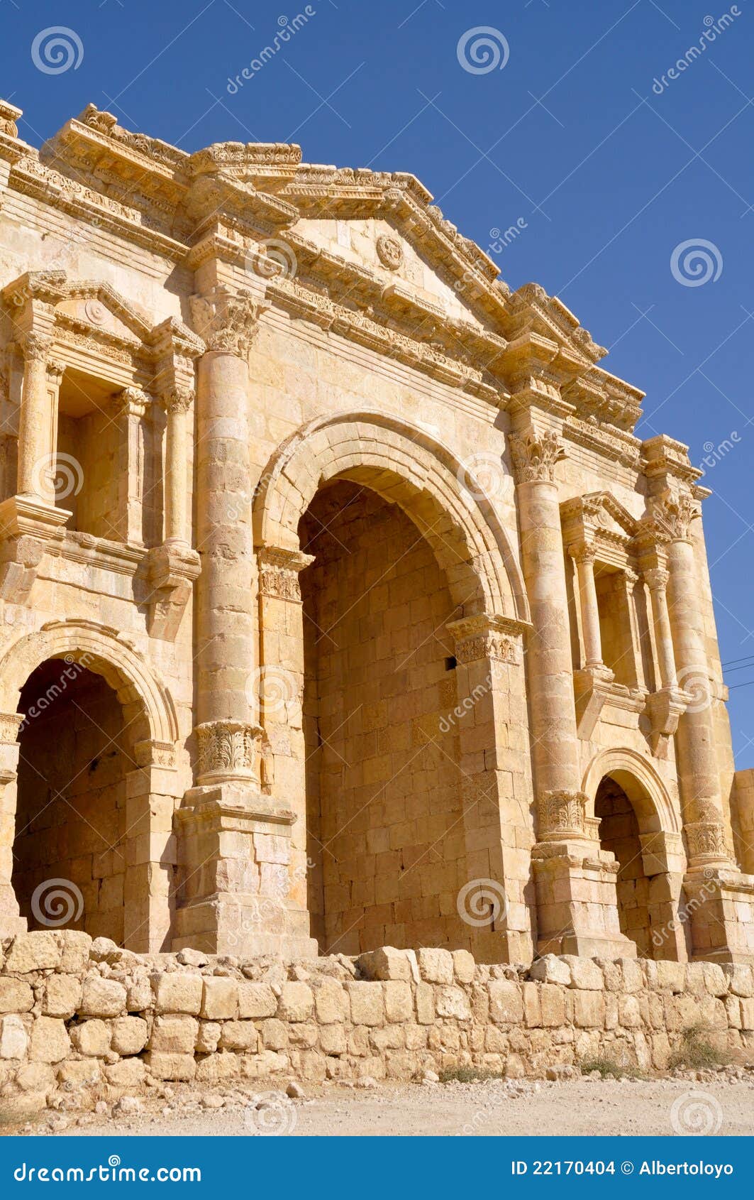 Hadrian S Arch, Jerash (Jordan) Stock Photo - Image of archaeological ...
