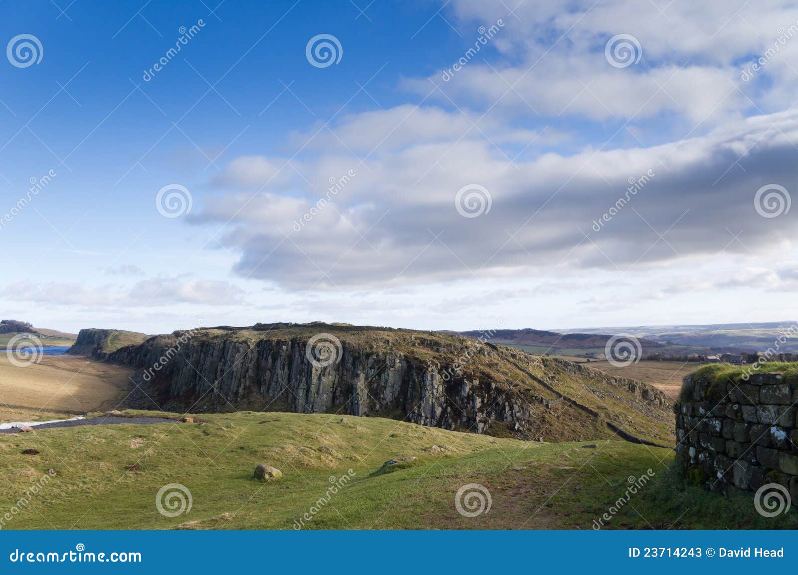 Hadrians Wall on Steel Rigg Stock Image - Image of hadrian, archaeology ...