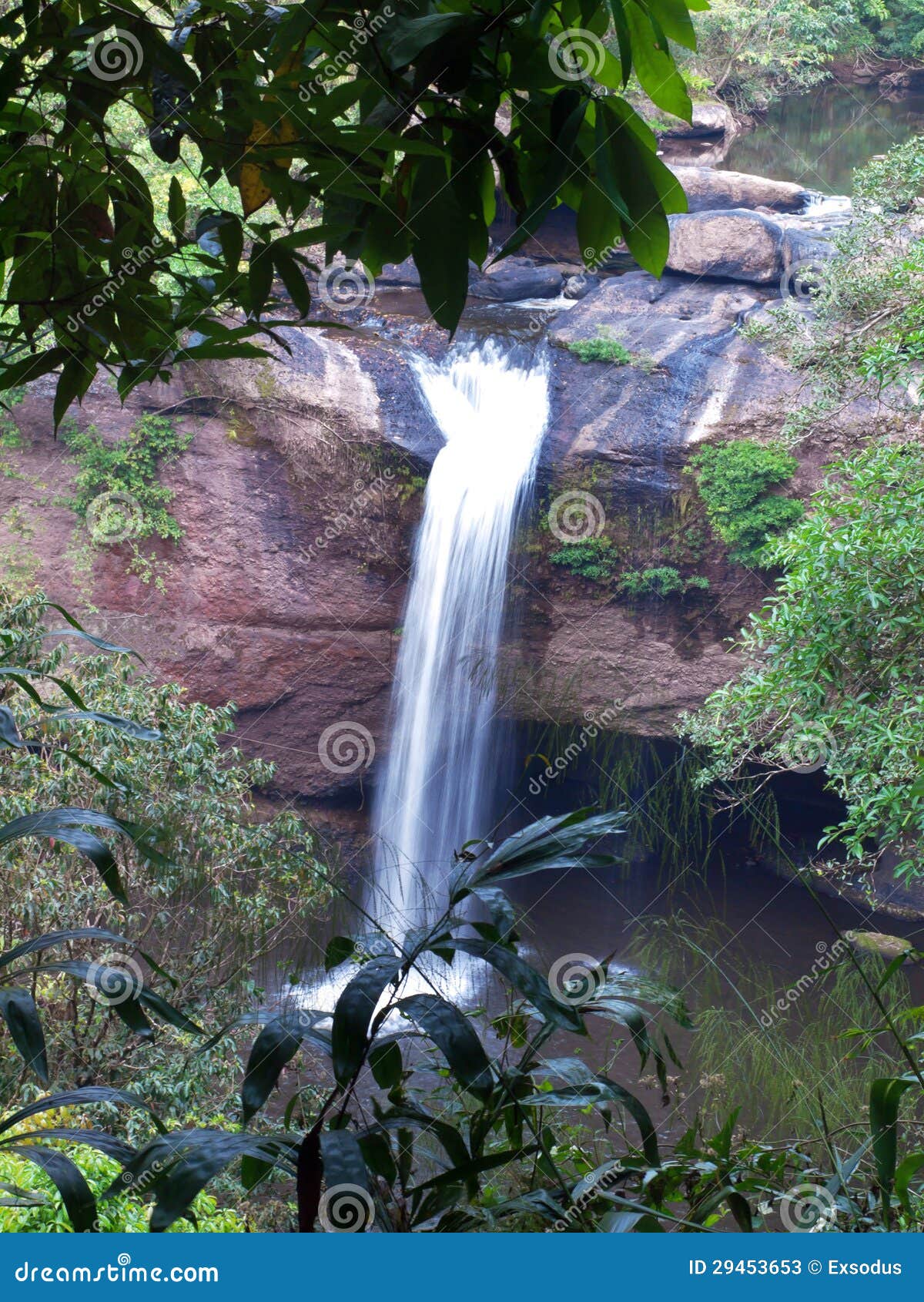 Haew Suwat Waterfall stock image. Image of cliff, attraction - 29453653