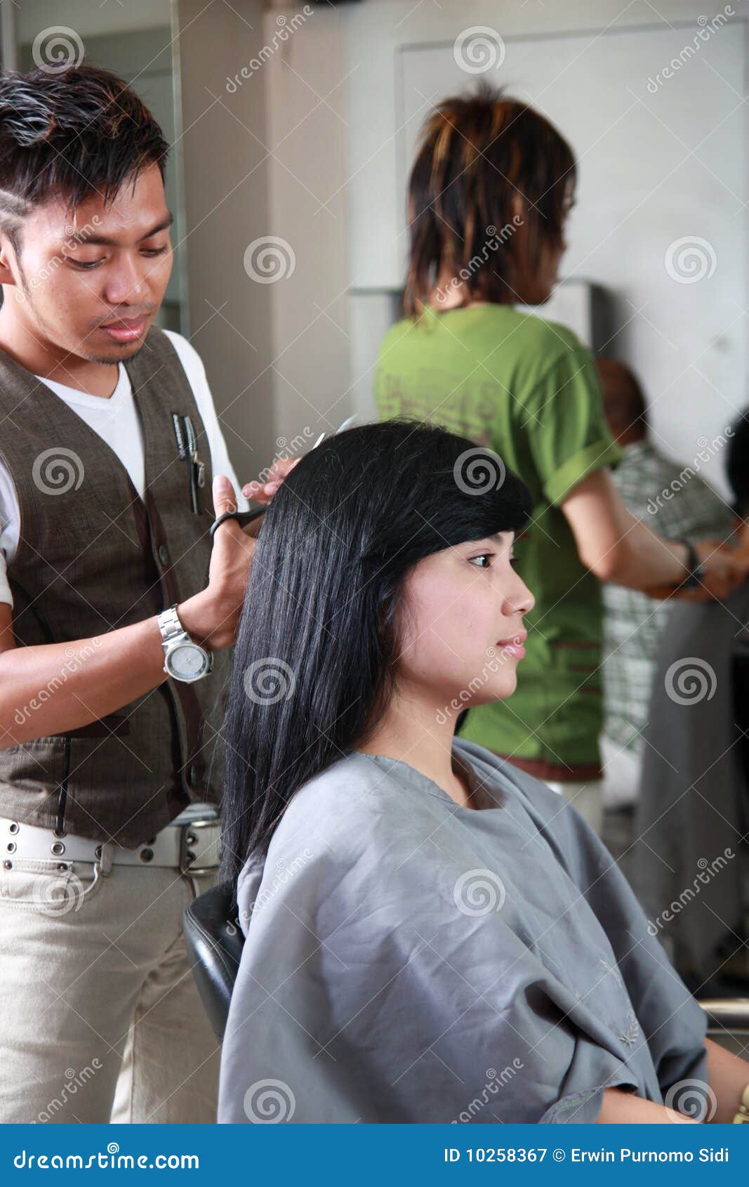 Haircut hairstyle stock image. Image of head, fashion - 10258367