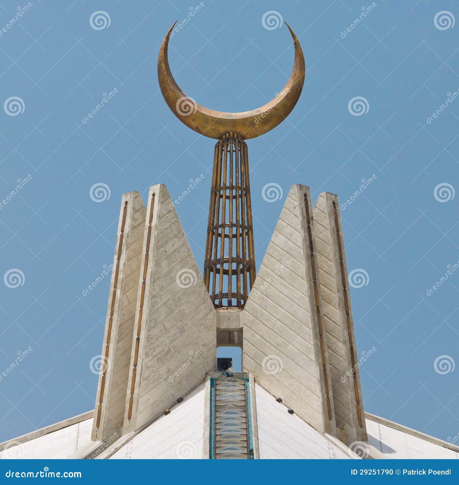 Halbmond an Faisal Moschee, Islamabad, Pakistan Stockfoto - Bild von ...