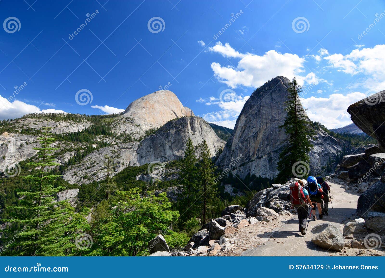 Half Dome - Yosemite National Park Editorial Stock Image - Image of ...