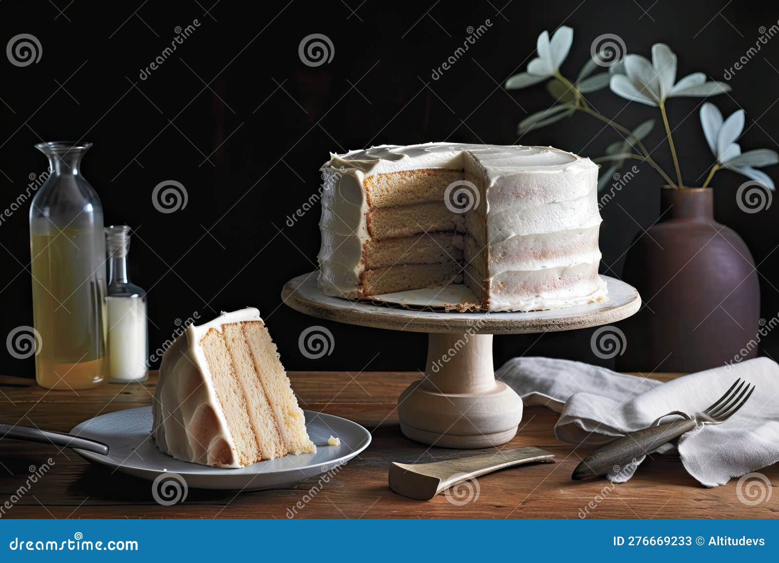 Half- Layer Cake with Rustic, Uneven Frosting Stock Illustration ...