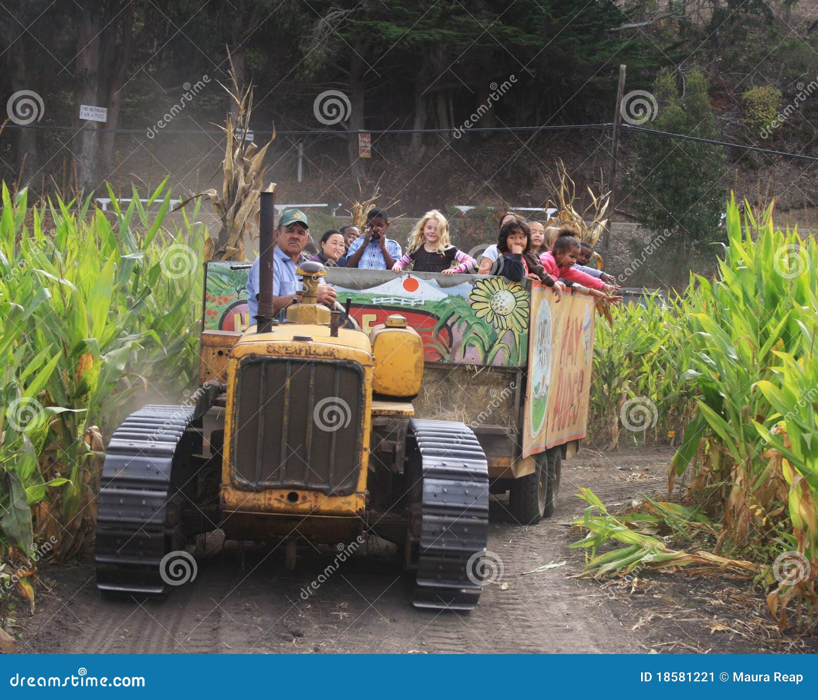 Half Moon Hay Ride editorial photo. Image of orange, afternoon - 18581221