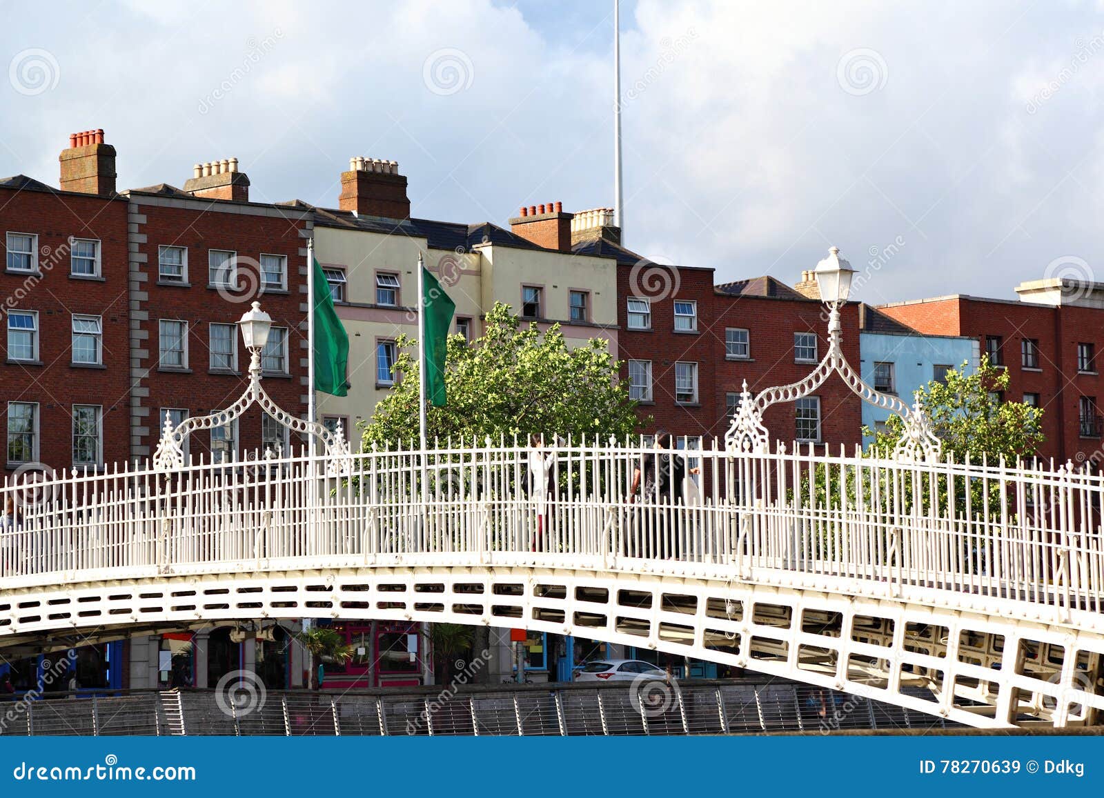 Halfpenny Bridge, Dublin stock image. Image of travel - 78270639
