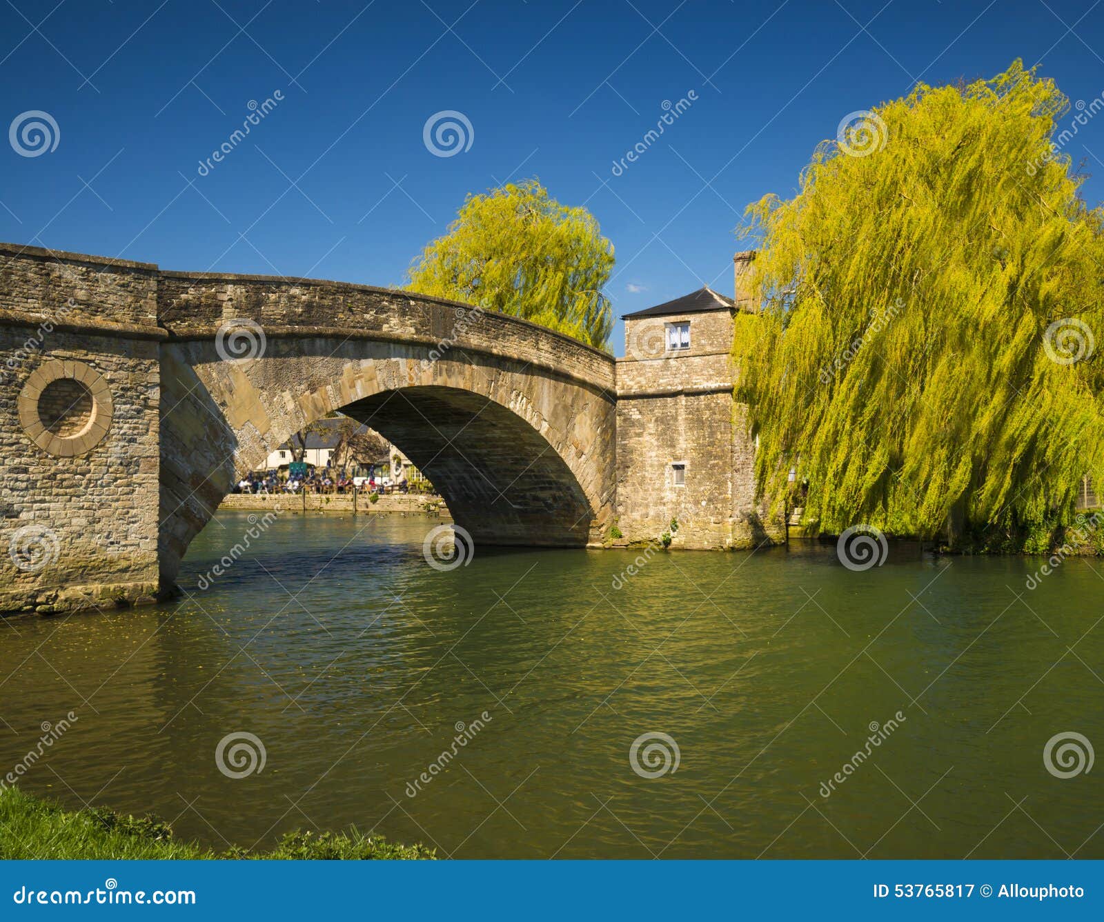 Halfpenny Bridge Over the River Thames at Lechlade Stock Image - Image ...