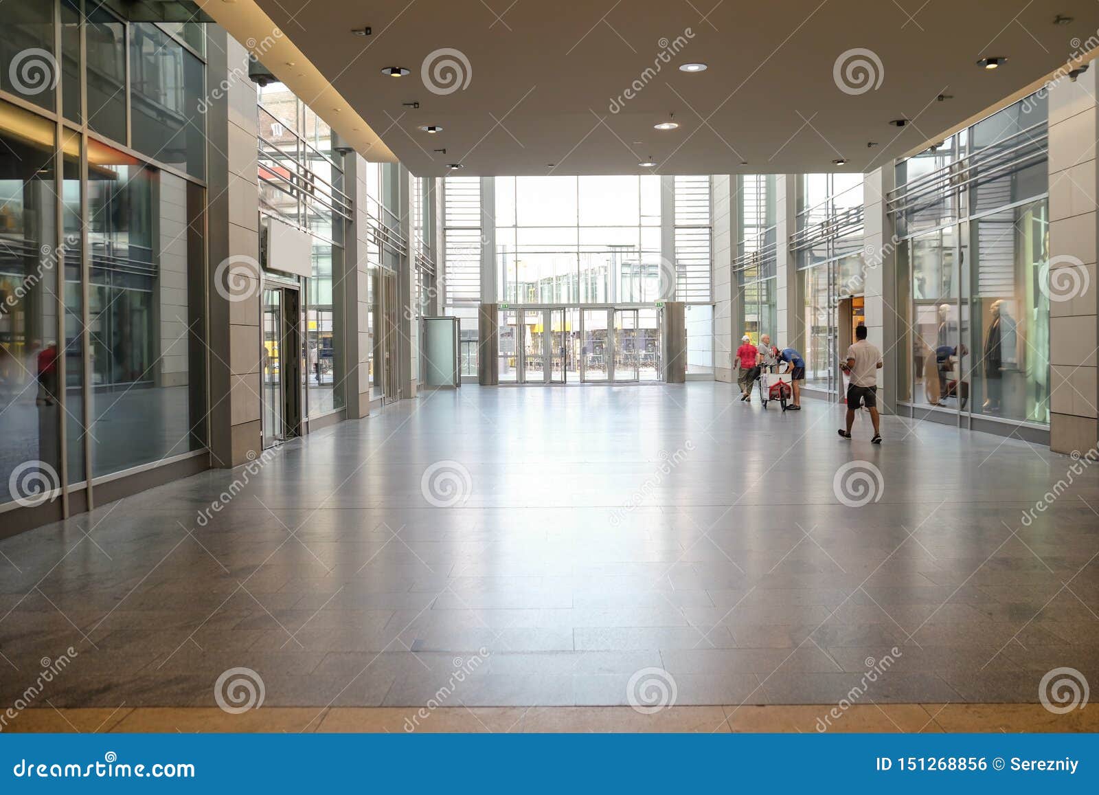 Hall of shopping mall editorial photo. Image of commerce - 151268856