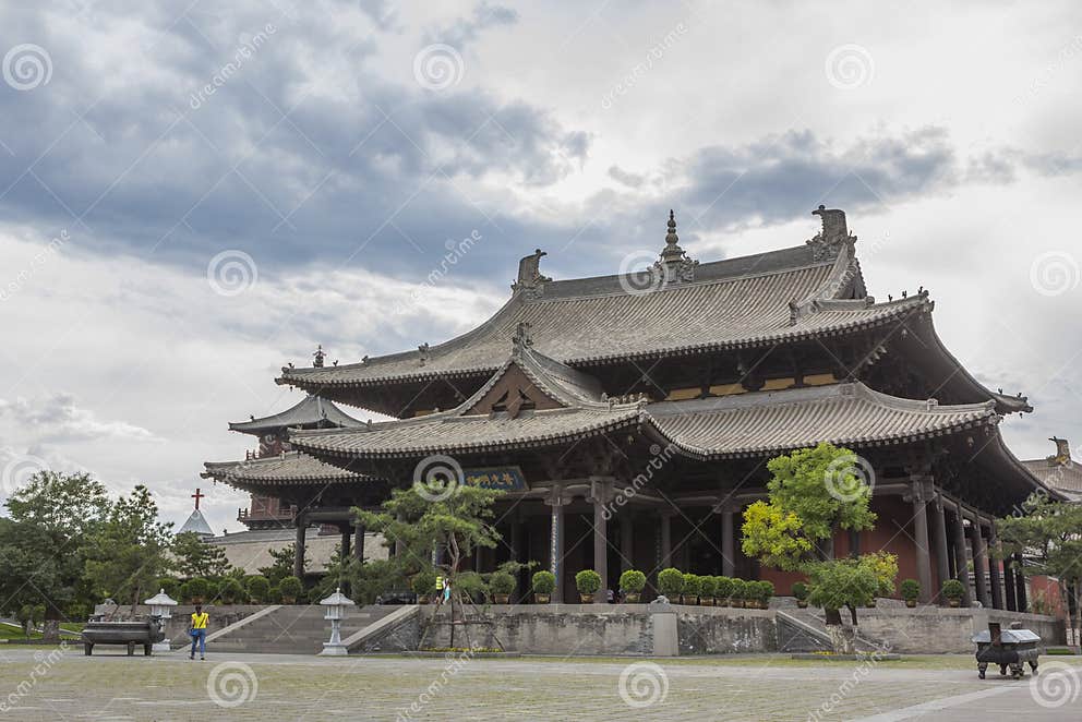 Hall of Universal Brightness Inside the Huayan Monastery Editorial ...