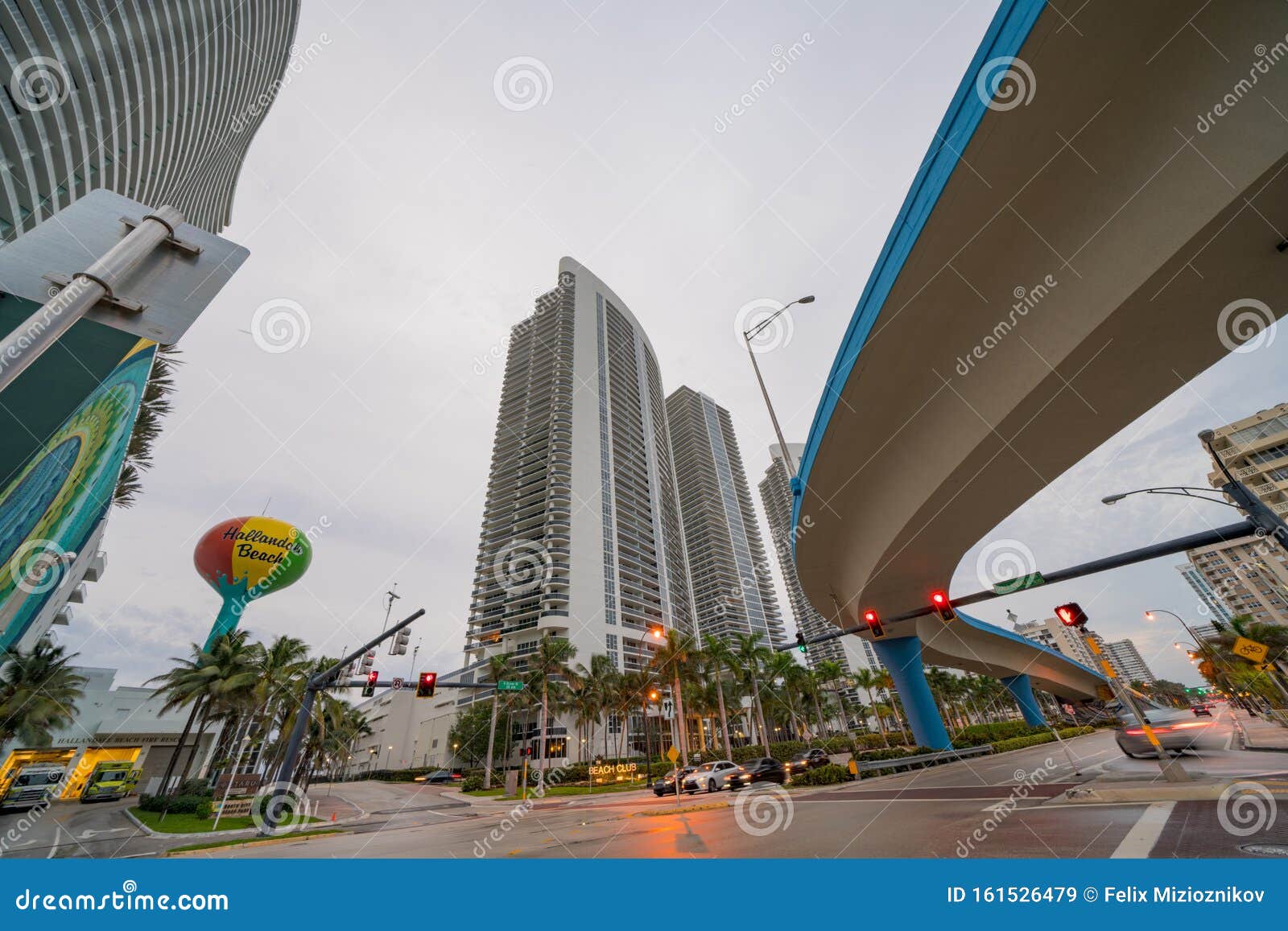 Hallandale Beach FL Intersection at A1A Editorial Stock Image - Image ...