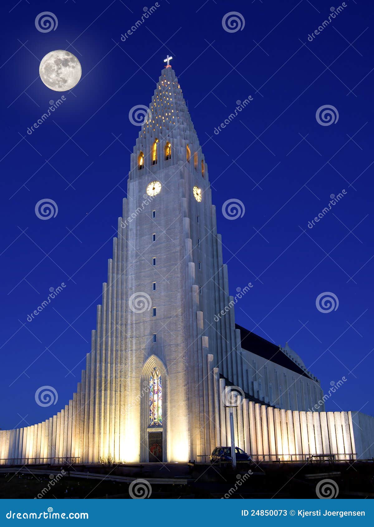 Hallgrimskirkja in Reykjavik Stock Image - Image of monument, modern ...