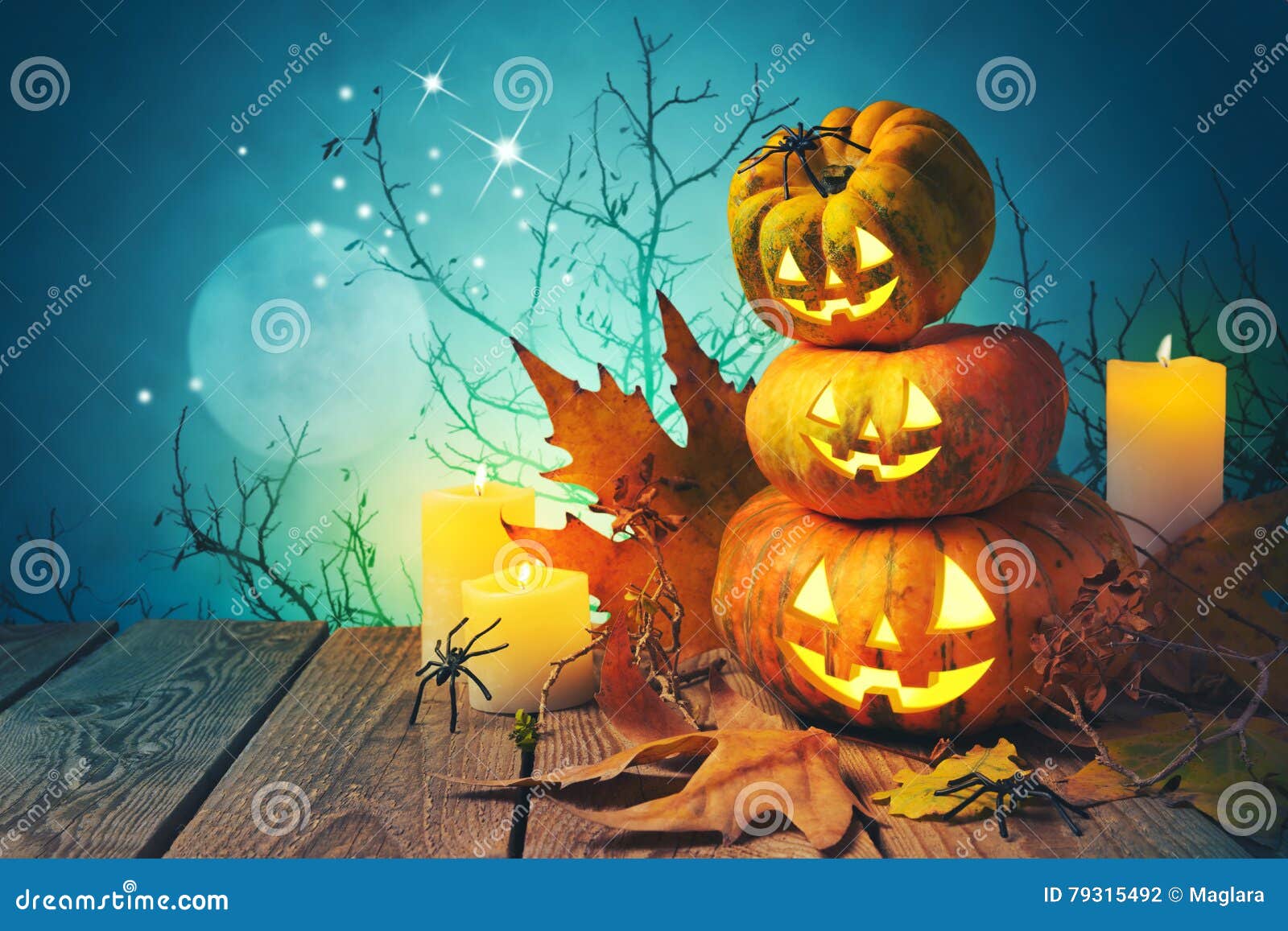 Table Lantern Stock Illustrations – 6,925 Table Lantern Stock ...