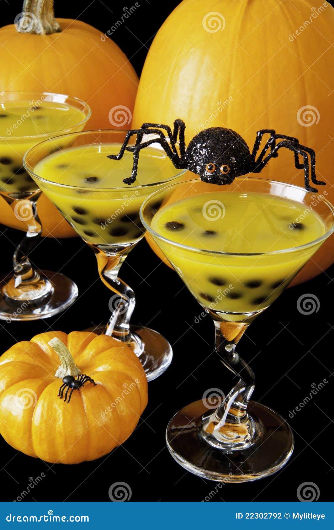 Halloween Bubble Tea with Spider Stock Photo - Image of asian, glass ...