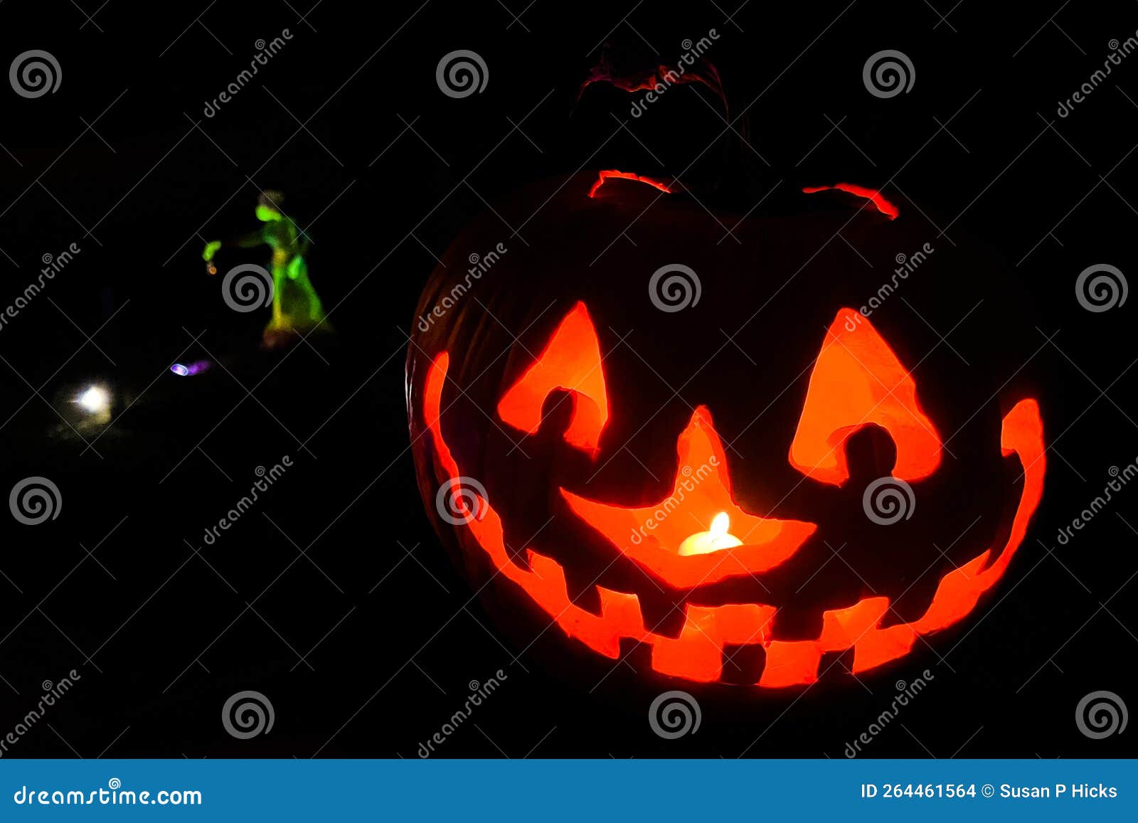 Halloween Decorations Yard Ghost Jack-o-lantern 2022 Stock Photo ...