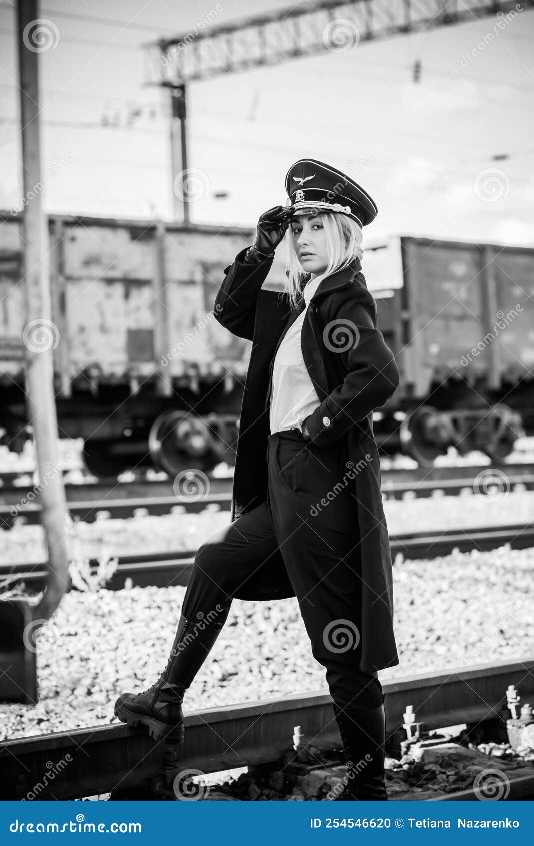 Nazi Uniform Female