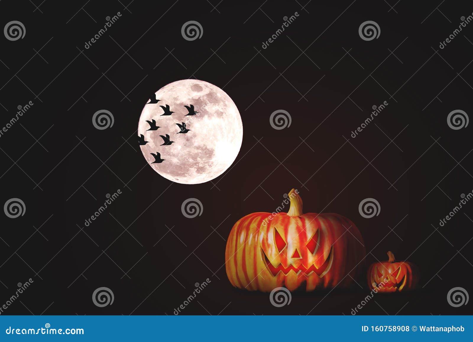Halloween Pumpkins at Night Stock Photo - Image of moon, candle: 160758908