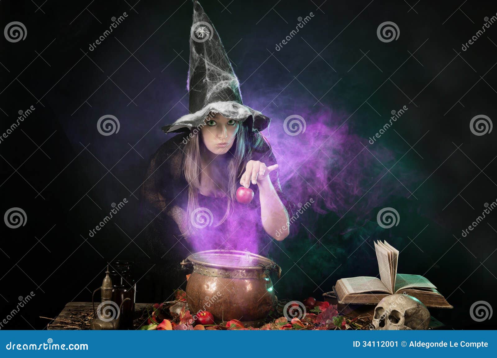 Halloween Witch Cooking a Potion in a Cauldron Stock Image - Image of ...