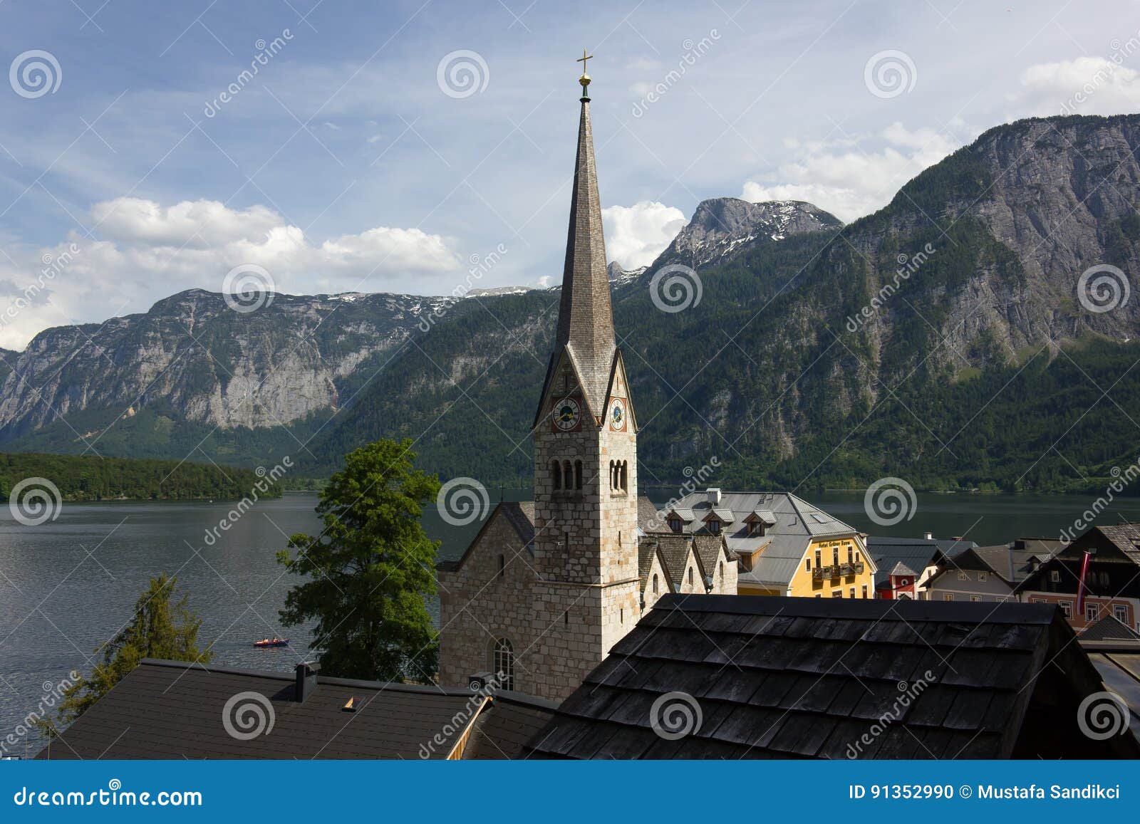 Hallstatt, Austria editorial image. Image of europe, lake - 91352990