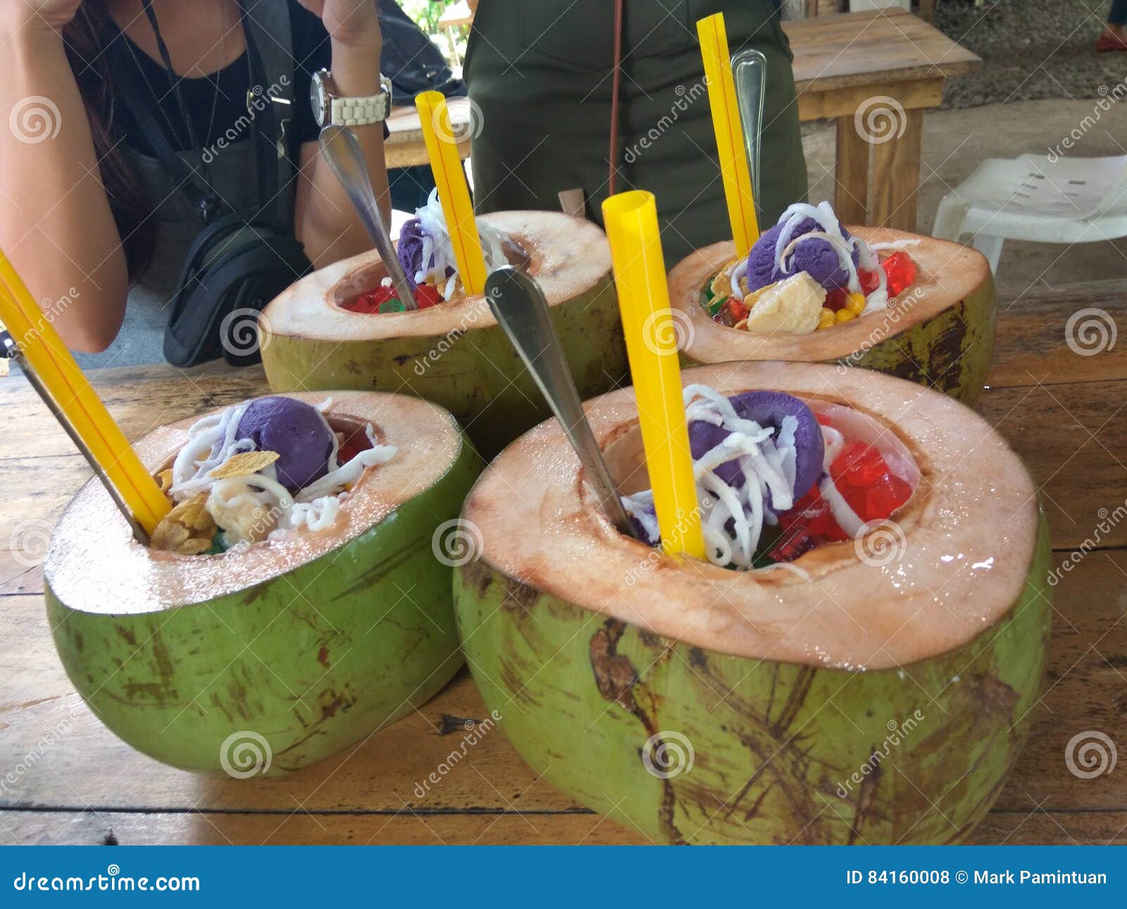 Halo-halo do coco foto de stock. Imagem de filipino, coco - 84160008