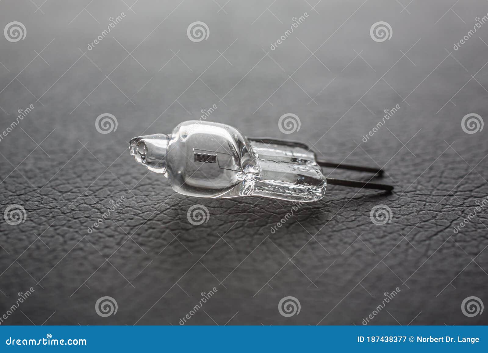 Halogen lamp illuminant stock image. Image of base, illuminant - 187438377