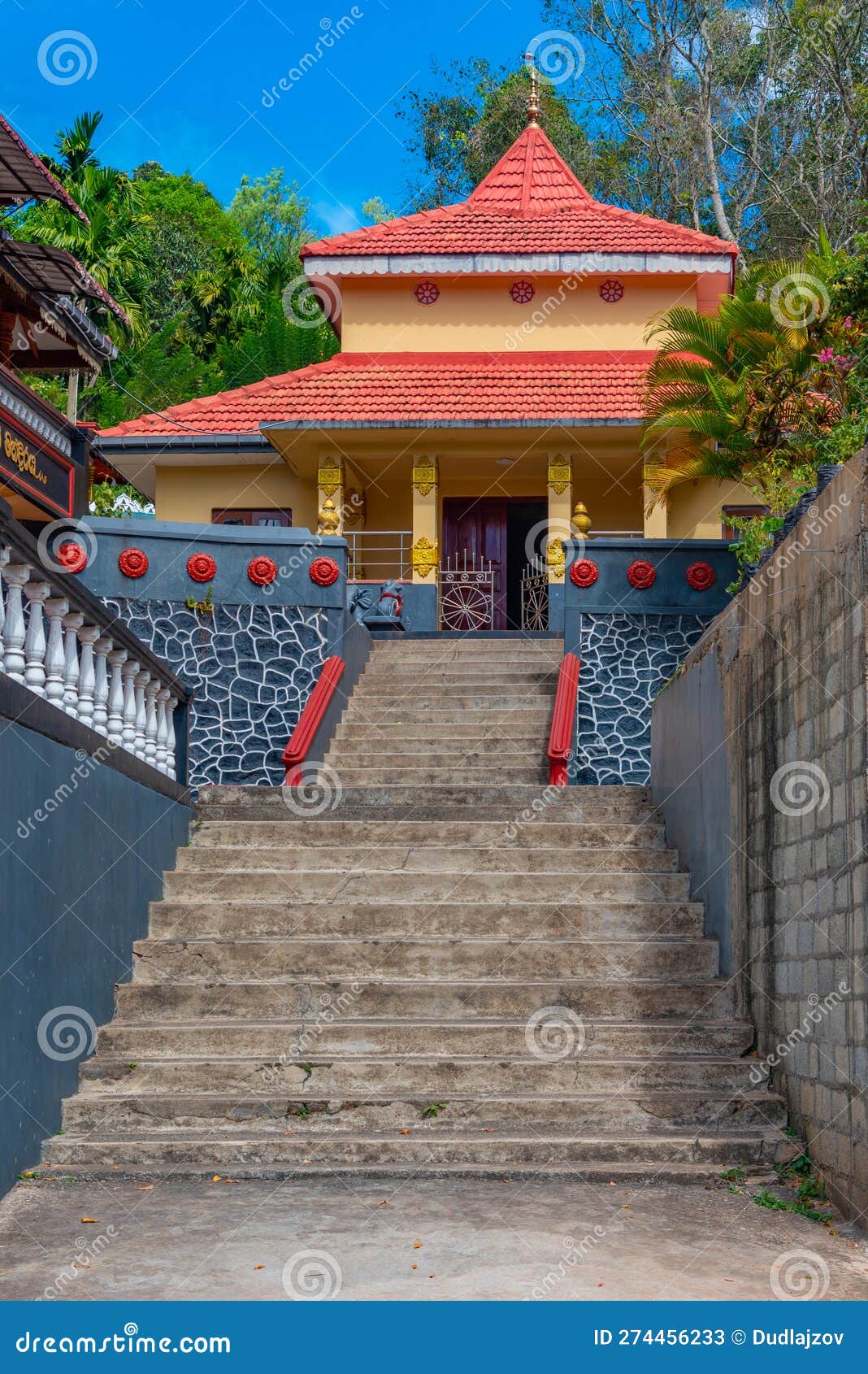 Halpe Temple Near Ella, Sri Lanka Stock Image - Image of sacred, halpe ...