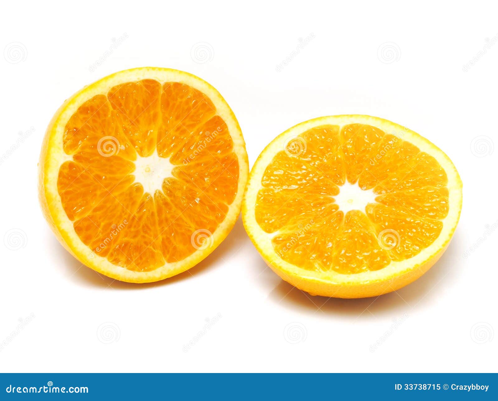 Halv apelsin fotografering för bildbyråer. Bild av skal - 33738715