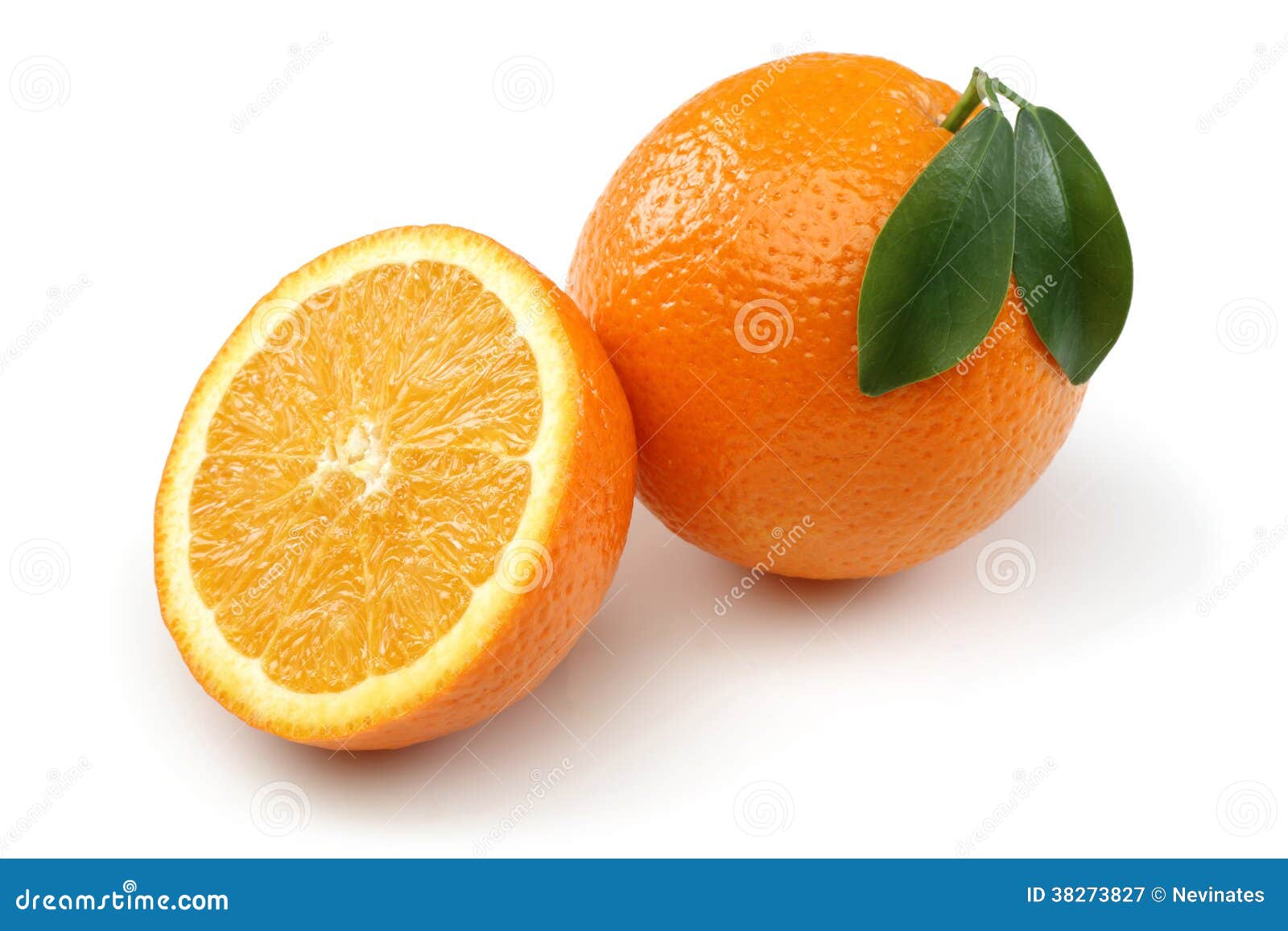 Halve Sinaasappel En Sinaasappel Stock Afbeelding - Image of vrucht ...