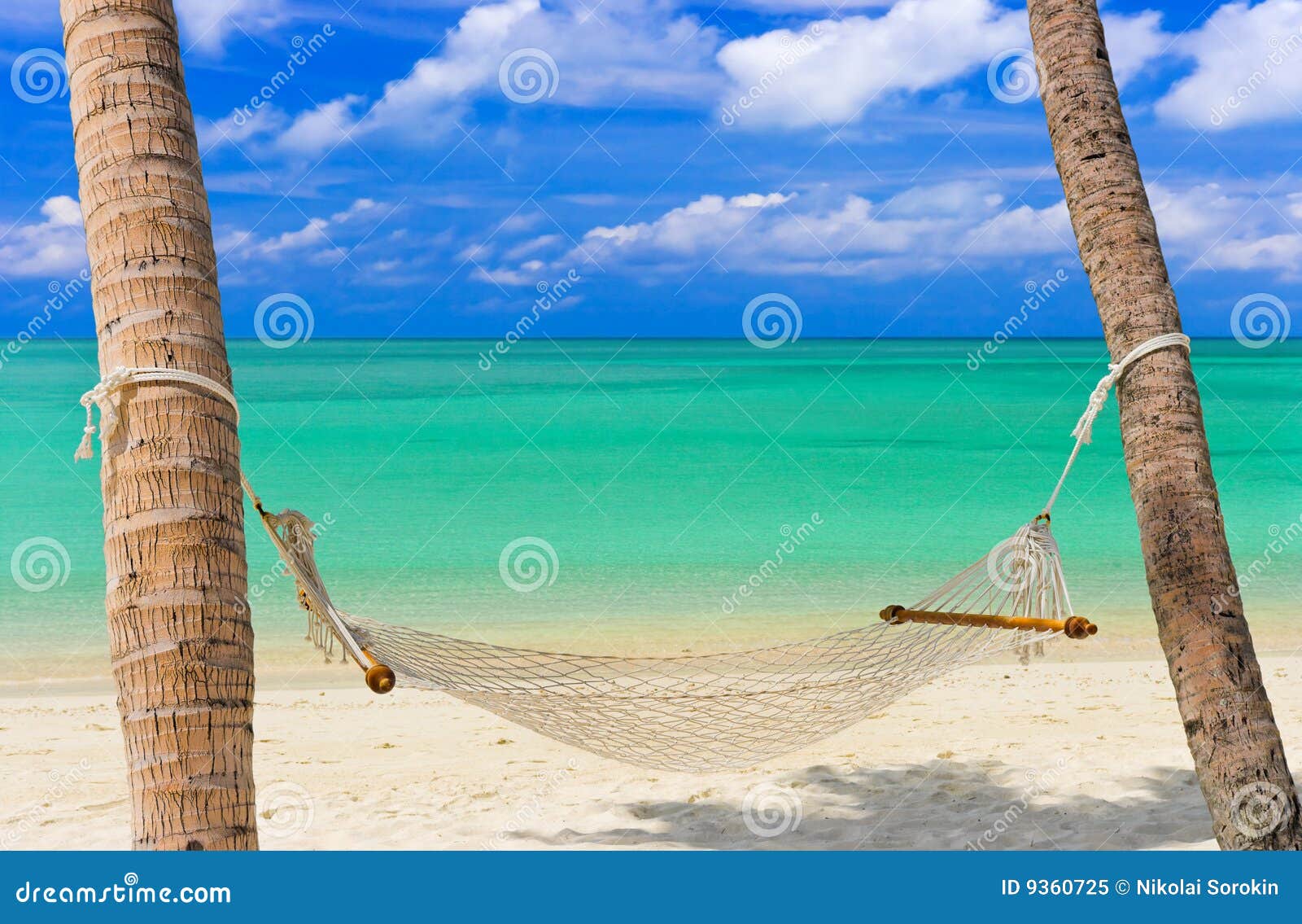 Hamac de plage tropical image stock. Image du exotique - 9360725