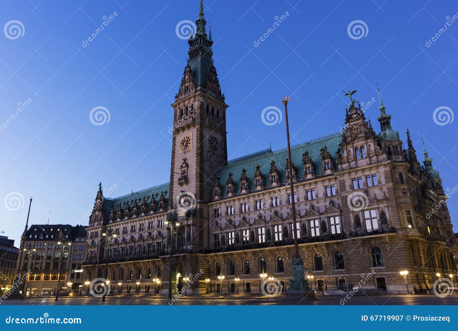 Hamburg City Hall in Germany Stock Image - Image of building, dawn ...