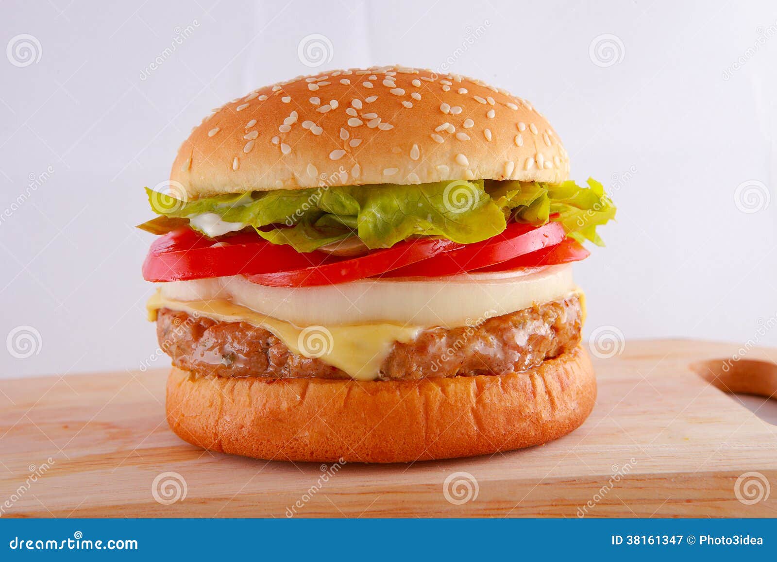 Hamburger De Fromage De Pok Image stock - Image du camelote, fromage ...