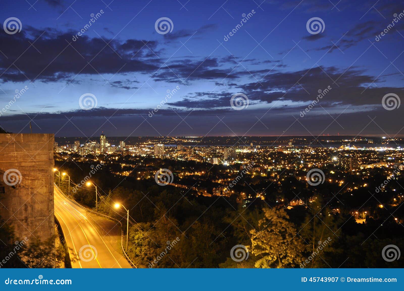 Hamilton Ontario stock image. Image of light, landscape - 45743907