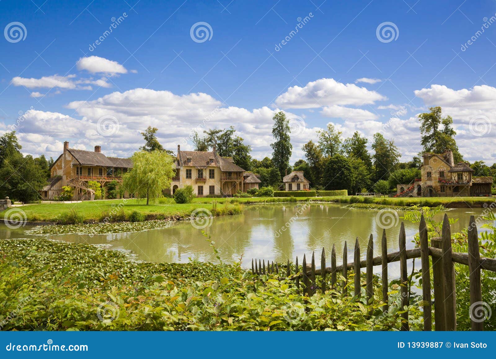 The Hamlet Houses Behind the Lake Stock Image - Image of versailles ...