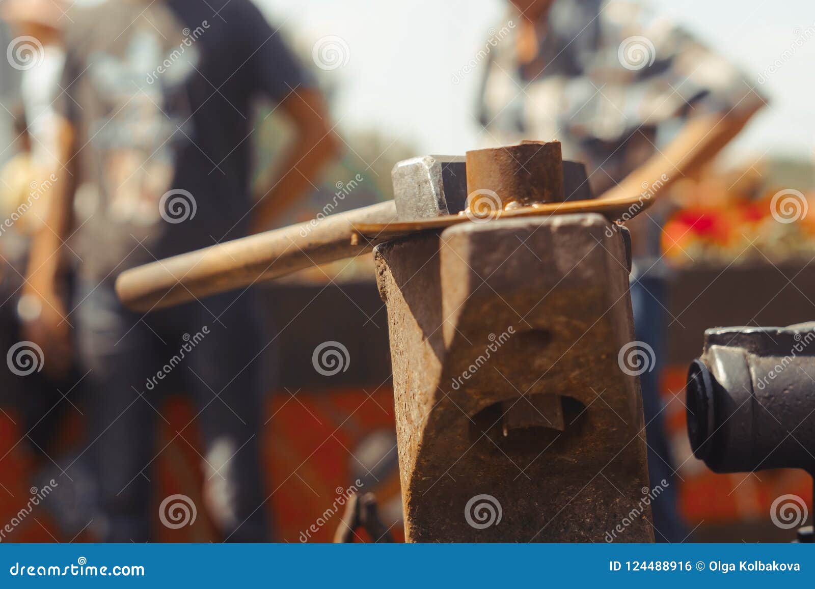 The hammer on the anvil stock photo. Image of metal - 124488916