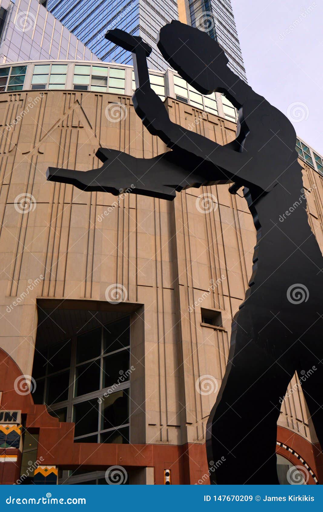 Hammering Man Seattle editorial stock image. Image of american - 147670209