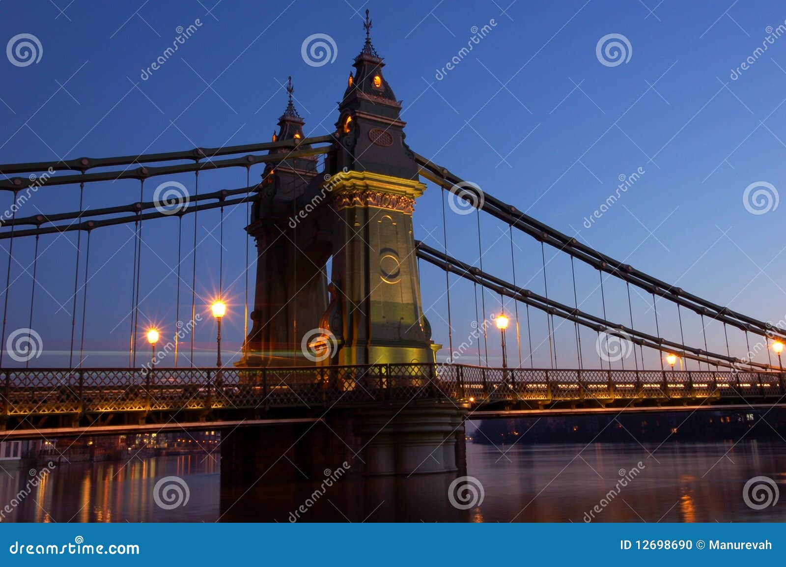 Hammersmith Bridge stock photo. Image of thames, bridge - 12698690