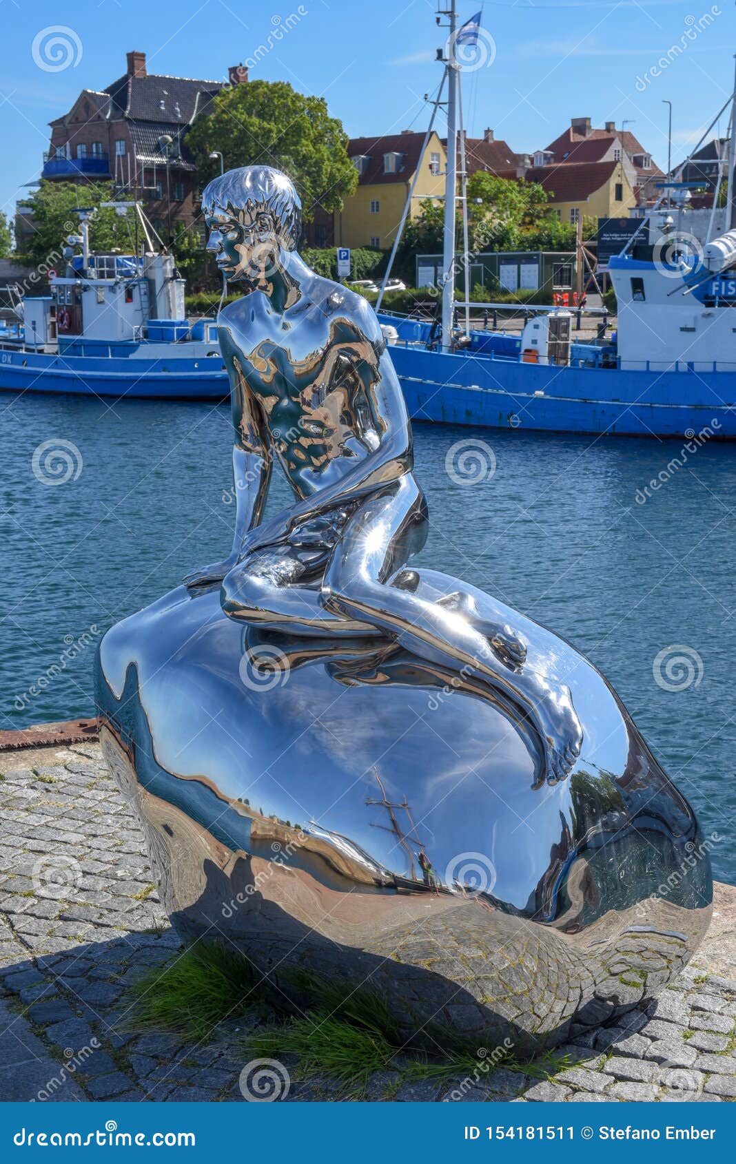 Han Statue at the Harbour of Helsingor on Denmark Editorial Photo ...