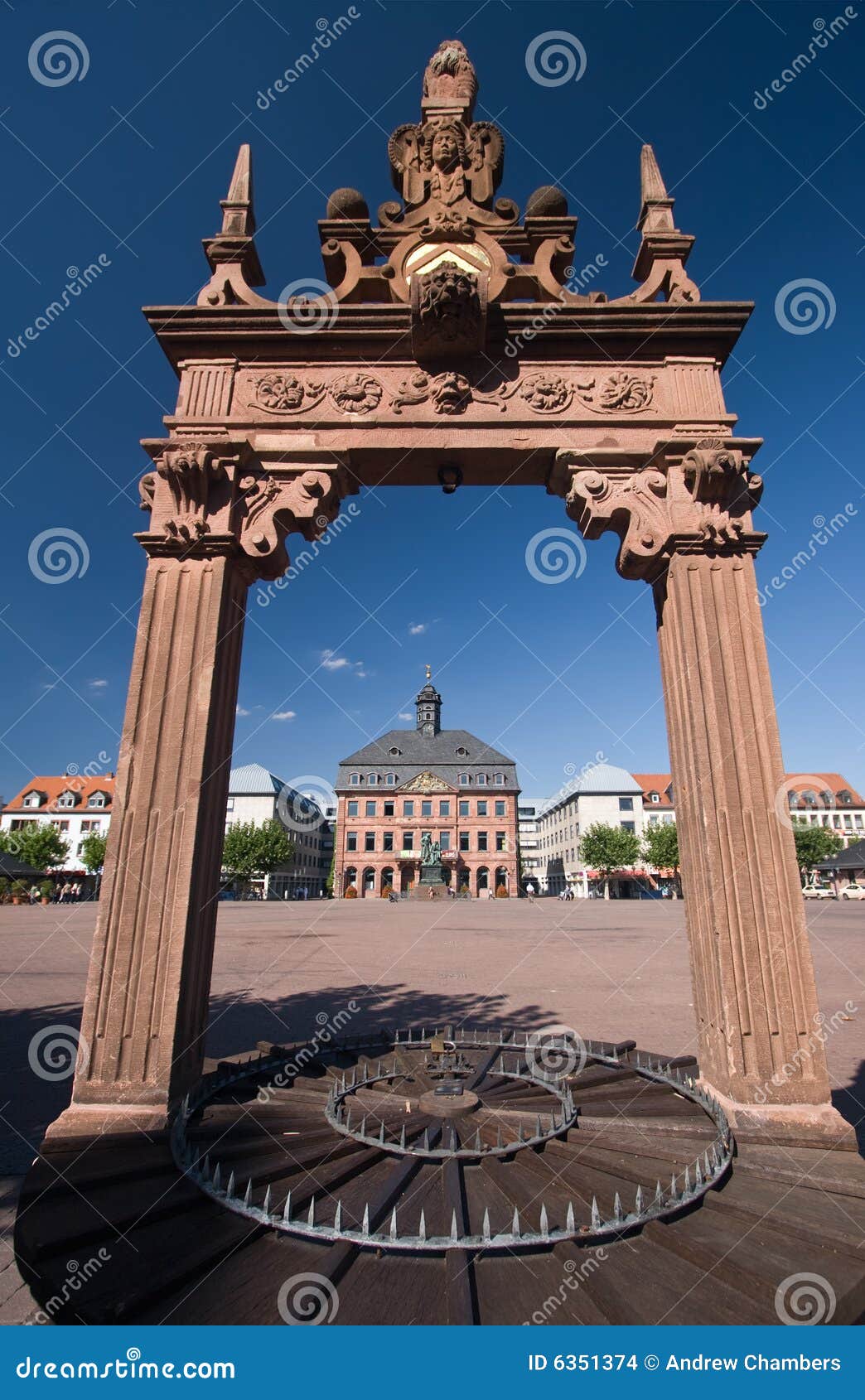 Hanauer Rathaus stock photo. Image of leisure, square - 6351374