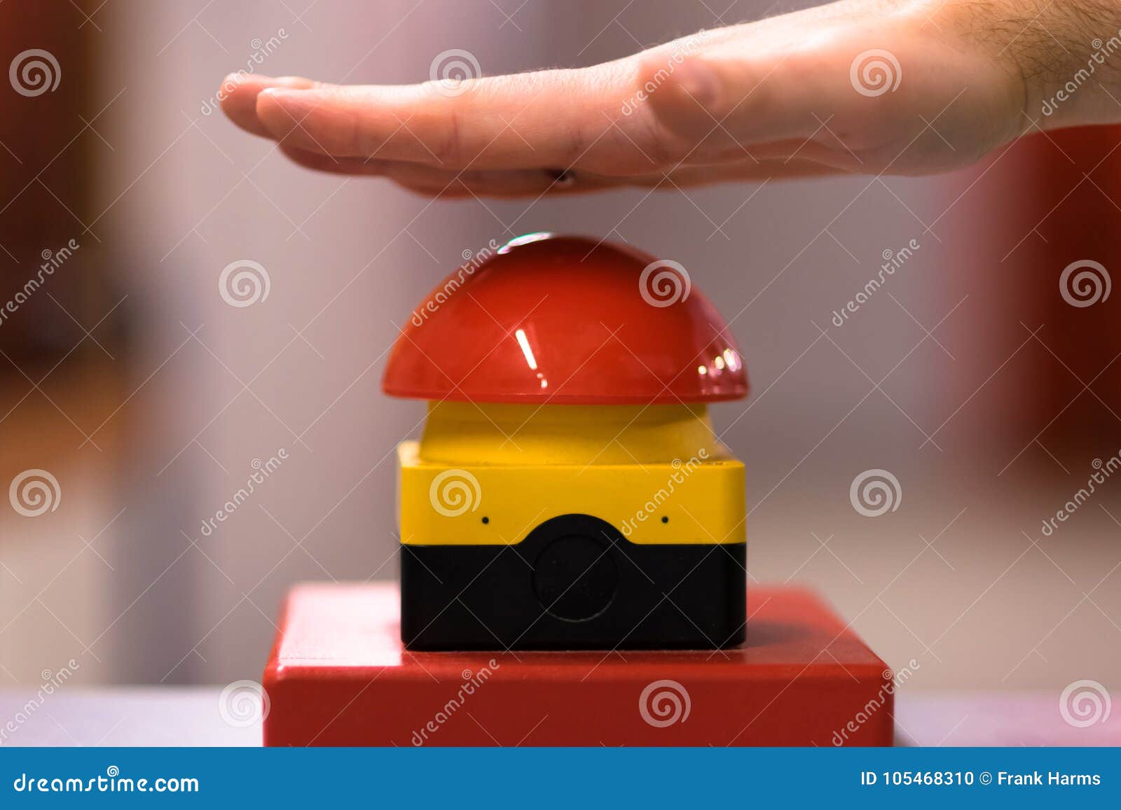 261 Emergency Signals Stock Photos - Free & Royalty-Free Stock Photos ...