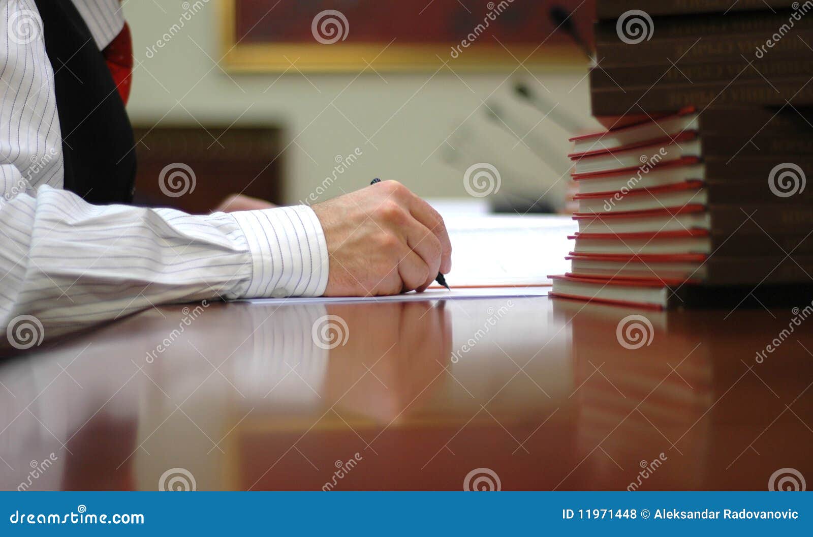 Hand of business manager stock photo. Image of business - 11971448