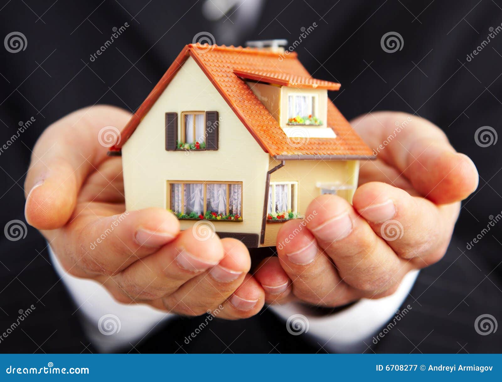 Hand of the Businessman with the House Stock Image - Image of ...