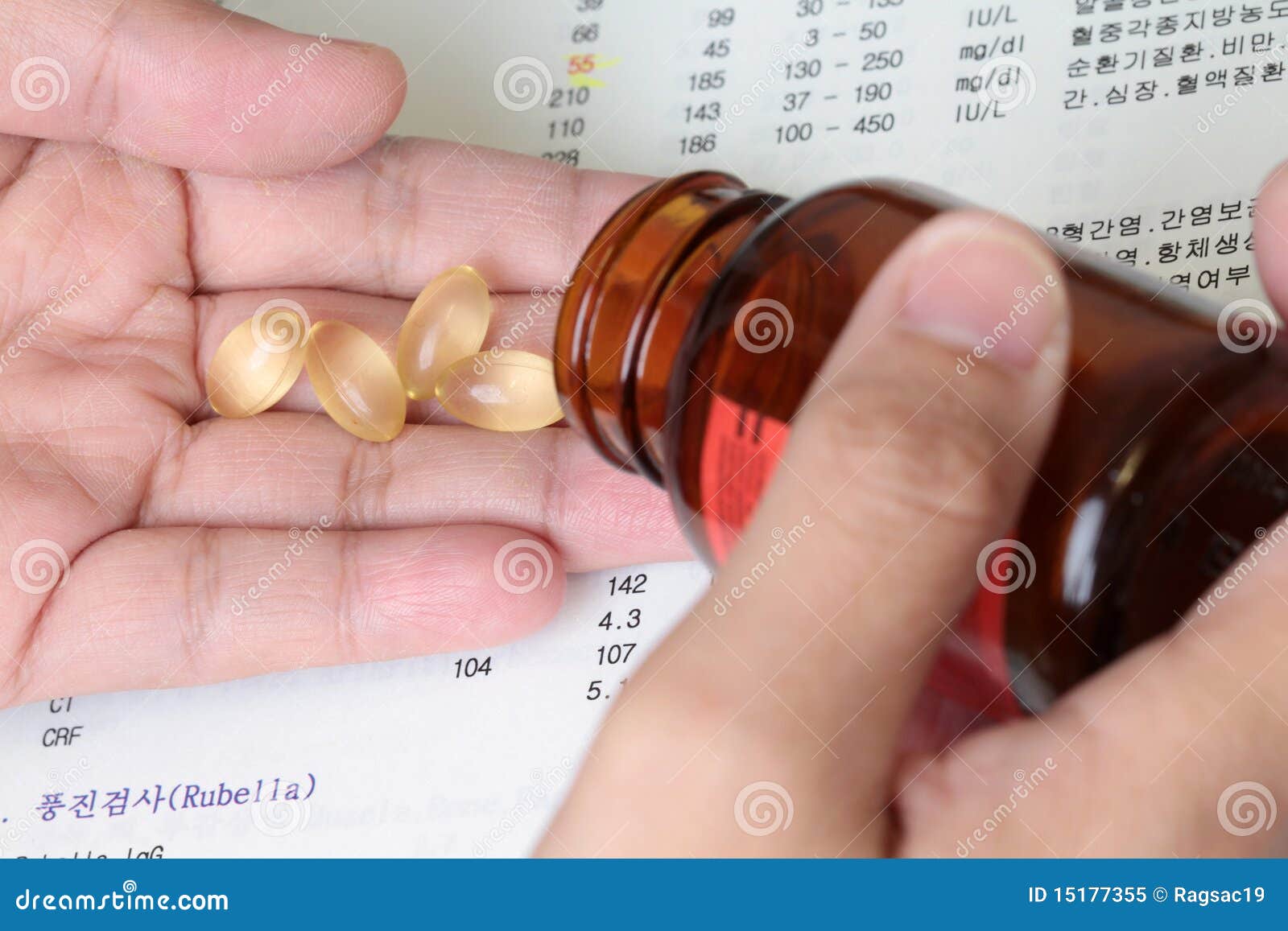 Hand with capsules stock image. Image of closeup, pain - 15177355