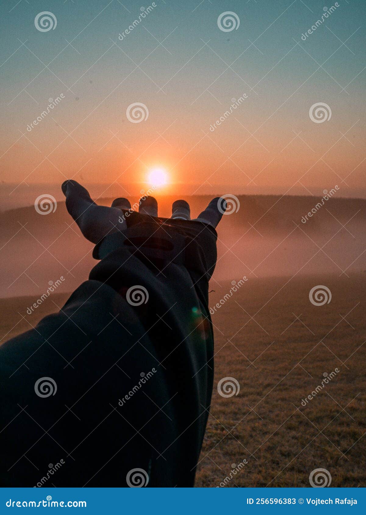Hand Catching Sun at Sunrise in Fog in Autumn Stock Image - Image of ...
